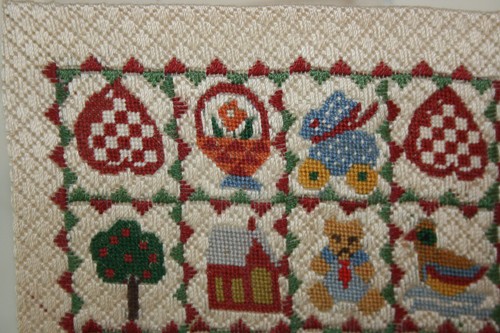 Miniature Dollhouse Country Quilt Pattern Handworked Petit Point Rug 6 ...