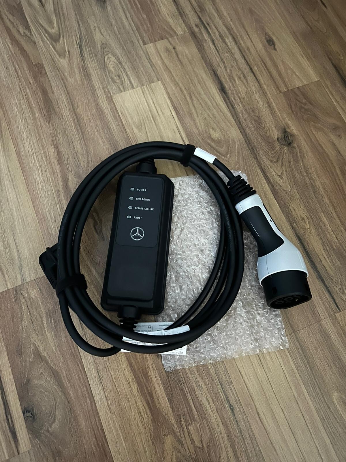 Orig. Mercedes-Benz / Ladekabel für Haushaltssteckdose 5m A0005830705 ...