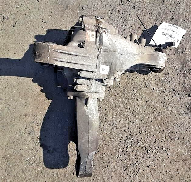 2016-2019 Mercedes GLE Class SUV Front Axle Differential Carrier ...