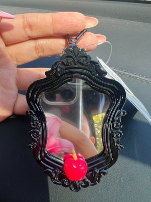 Bath and Body Works Disney Villains Magic Mirror Hand Sanitizer - In ...