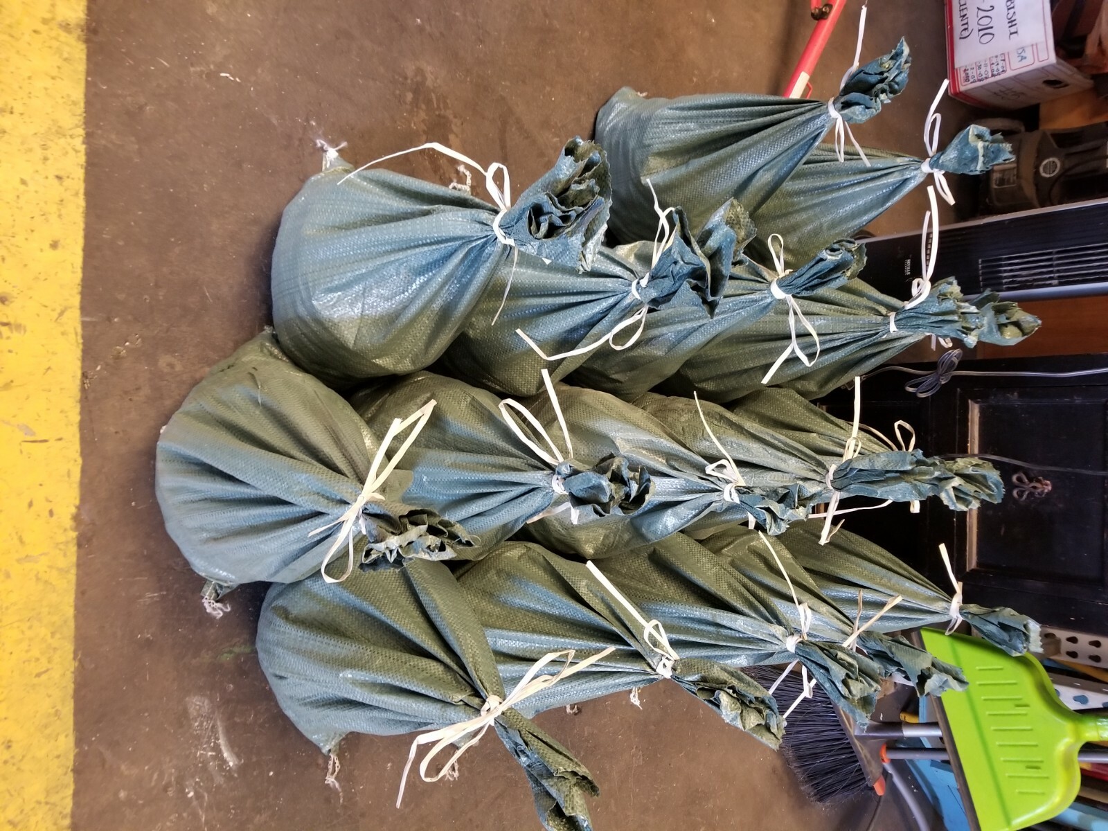 Assorted Landscape rocks. 30lb bags. | eBay