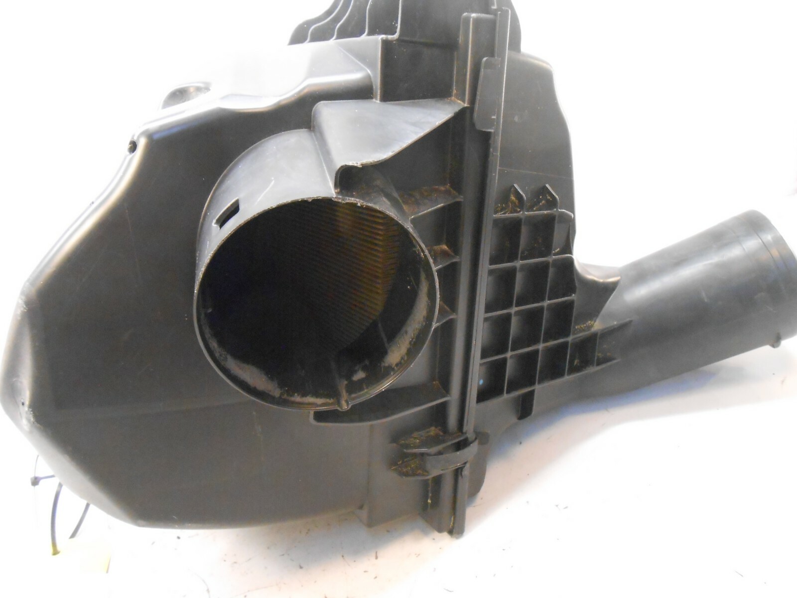 2014 BMW 528I F10 2.0L SUV. Air Cleaner Filter Box OEM 13717612014 ...