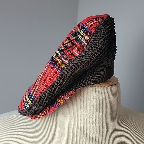 TAILORS & OUTFITTERS Bell's Dunoon Wool Scottish Tartan Plaid News Boy ...