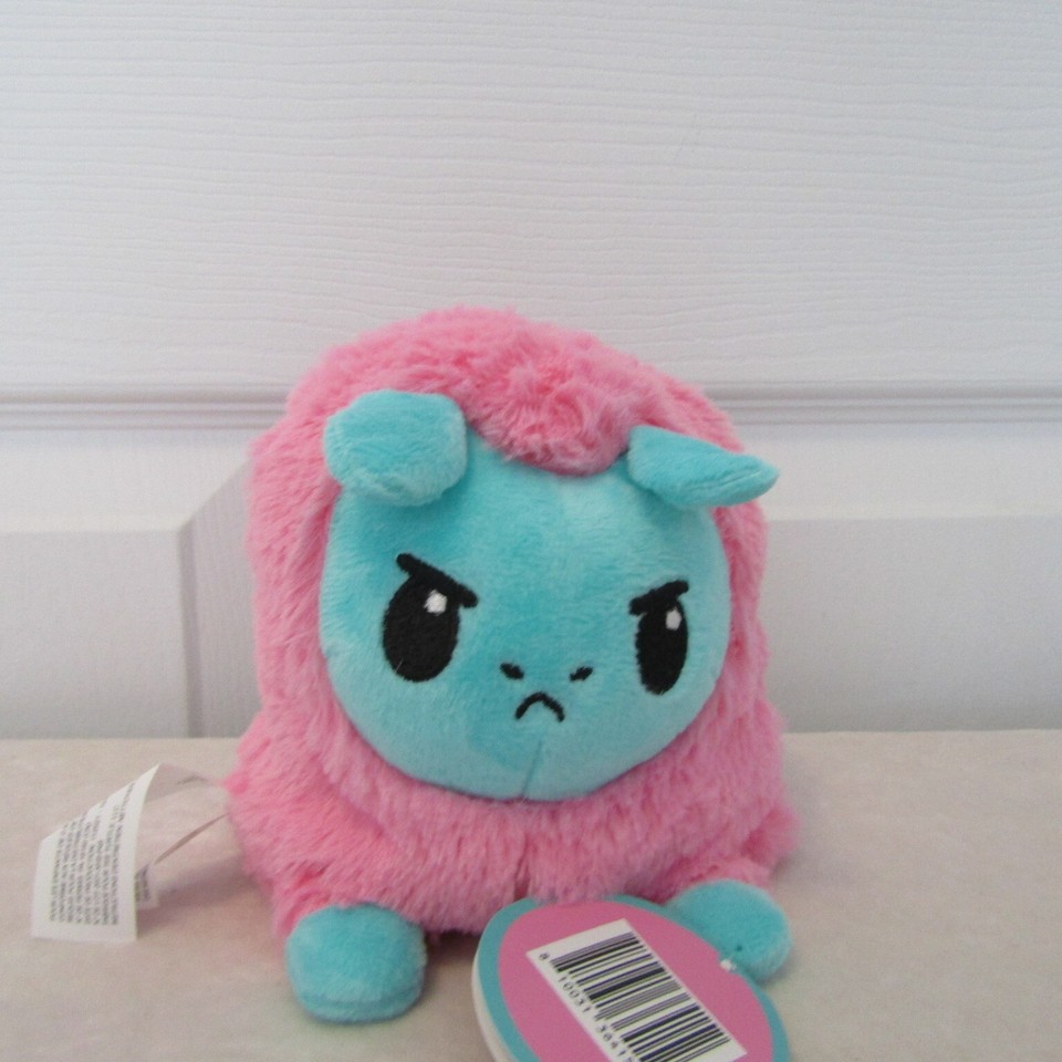 TeeTurtle Reversible Plushies Llama Toy Stuffed Animal Light Pink Blue ...