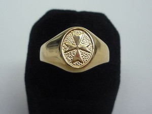 new yellow gold plated oval signet ring knight of malta maltese cross ...