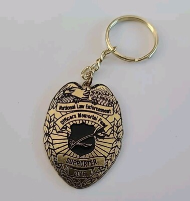 2016 National Law Enforcement OFFICERS MEMORIAL FUND SUPPORTER Keyring ...