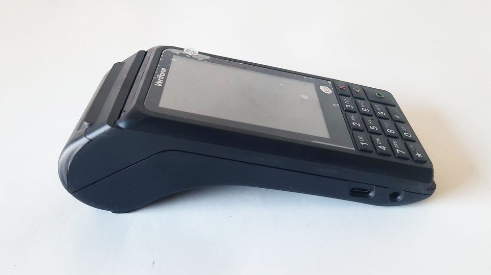 Verifone V240M EUC 3G PLUS/BT/WI - FI CTLS/BATT CE PCI 5.0 Payment ...