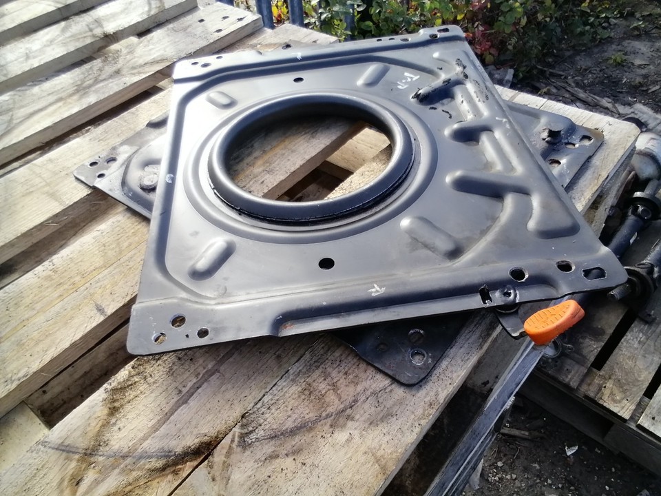 Mercedes Vito Swivel Base/Plate for Campervan | eBay UK