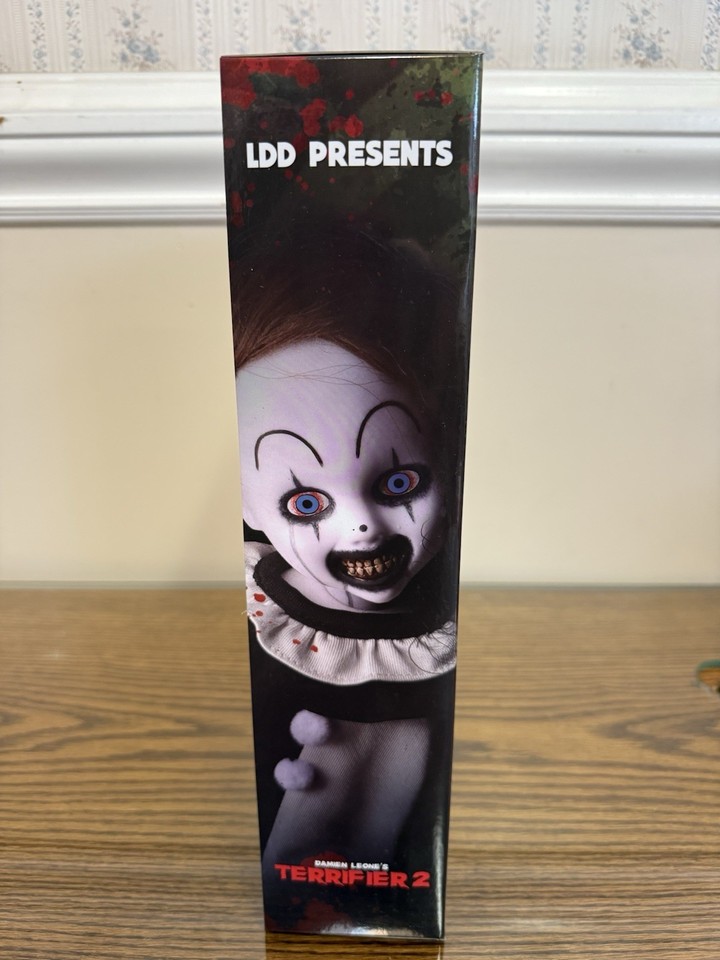 Mezco Toyz Living Dead Dolls Presents Terrifier Movie Little Pale Girl ...