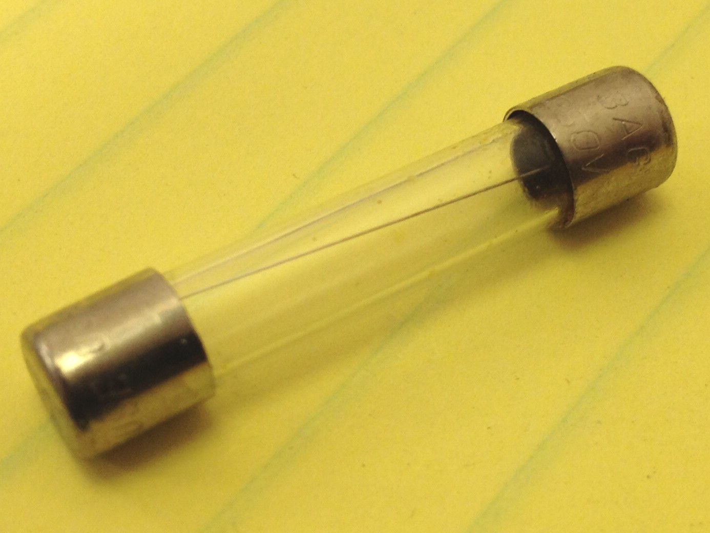 15 x Littelfuse 312 Series - 3AG Fast-Acting Glass Fuses 4A- 250 Volts ...