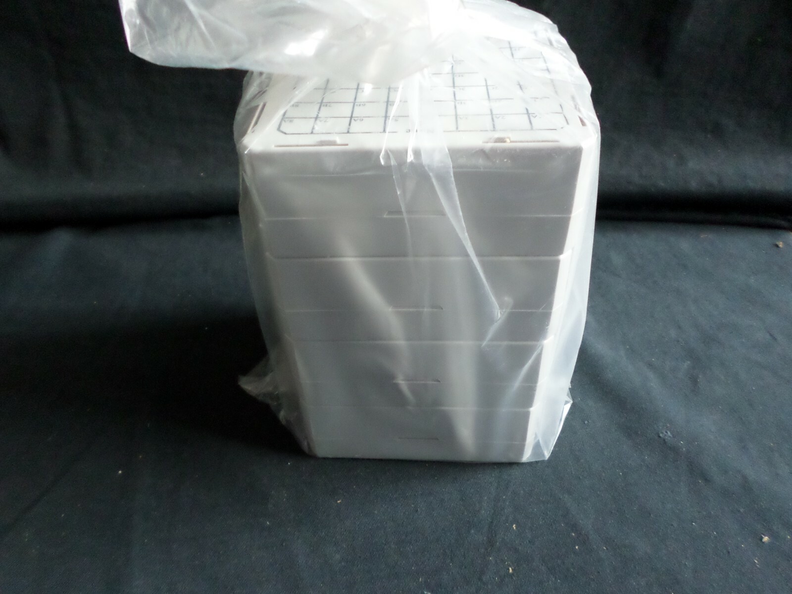 Nunc 64-Place Micro MAX-100 Polycarbonate Cryo Storage Box 330821 4 ...