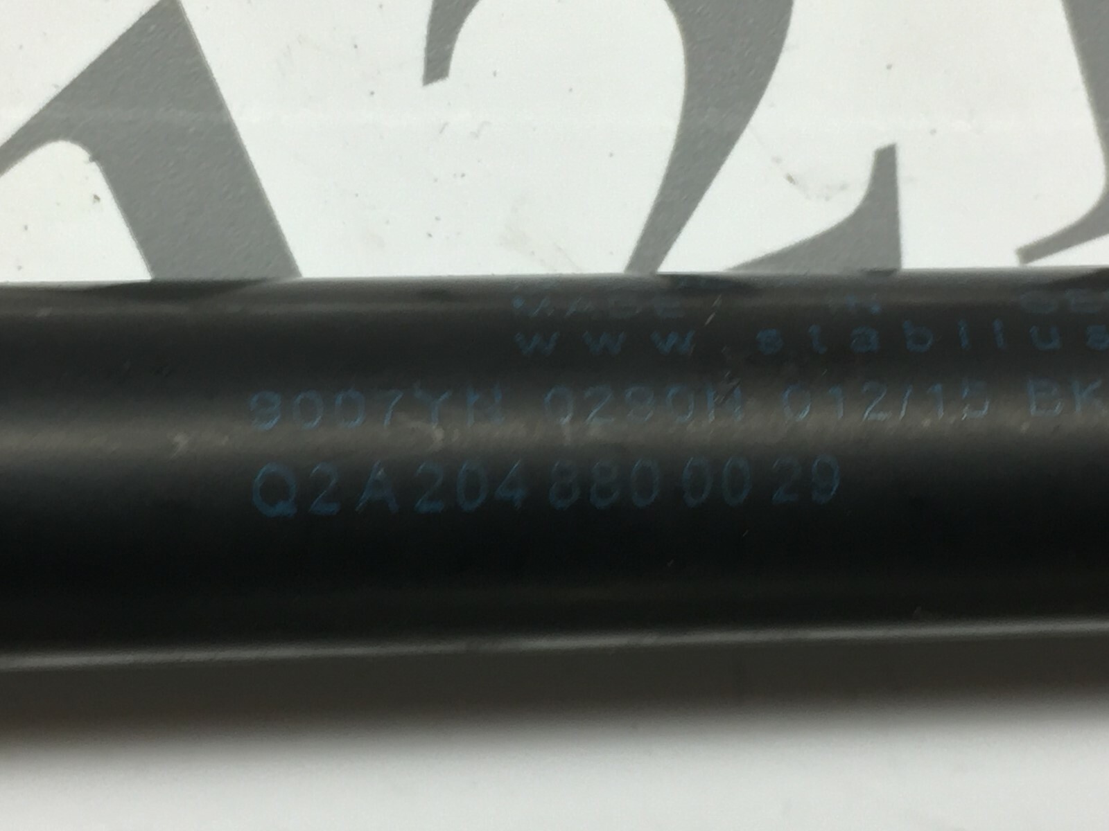 (AS) MERCEDES BENZ GENUINE W204 C CLASS BONNET GAS LIFT FRONT ...