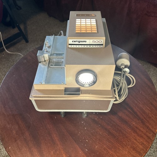 Vintage Argus 500 Automatic 2" Slide Photo Projector w/ Case Cord Bulb ...