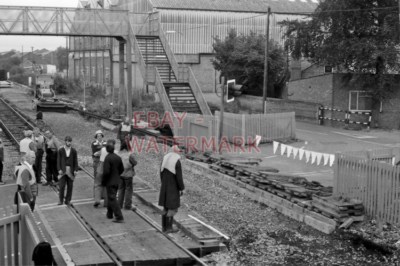 PHOTO COLTHROP LEVEL CROSSING V2 1979 | eBay UK