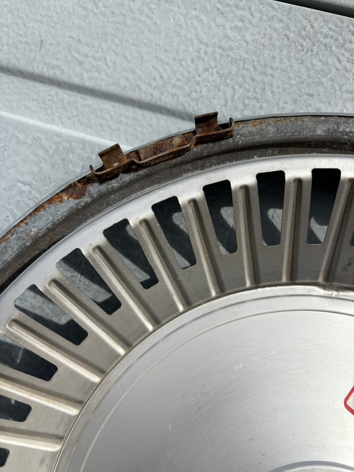 1979-1984 Volkswagen Rabbit Hubcap 1 Used nice OEM Minor Flaws ...