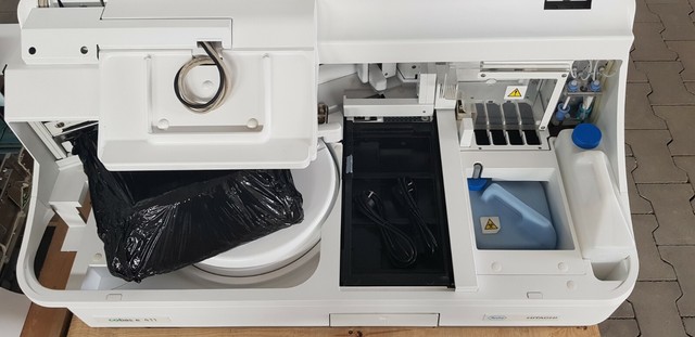 Roche Cobas E411 Rack Immunology Analyser CALIBRATED Full Set for sale ...