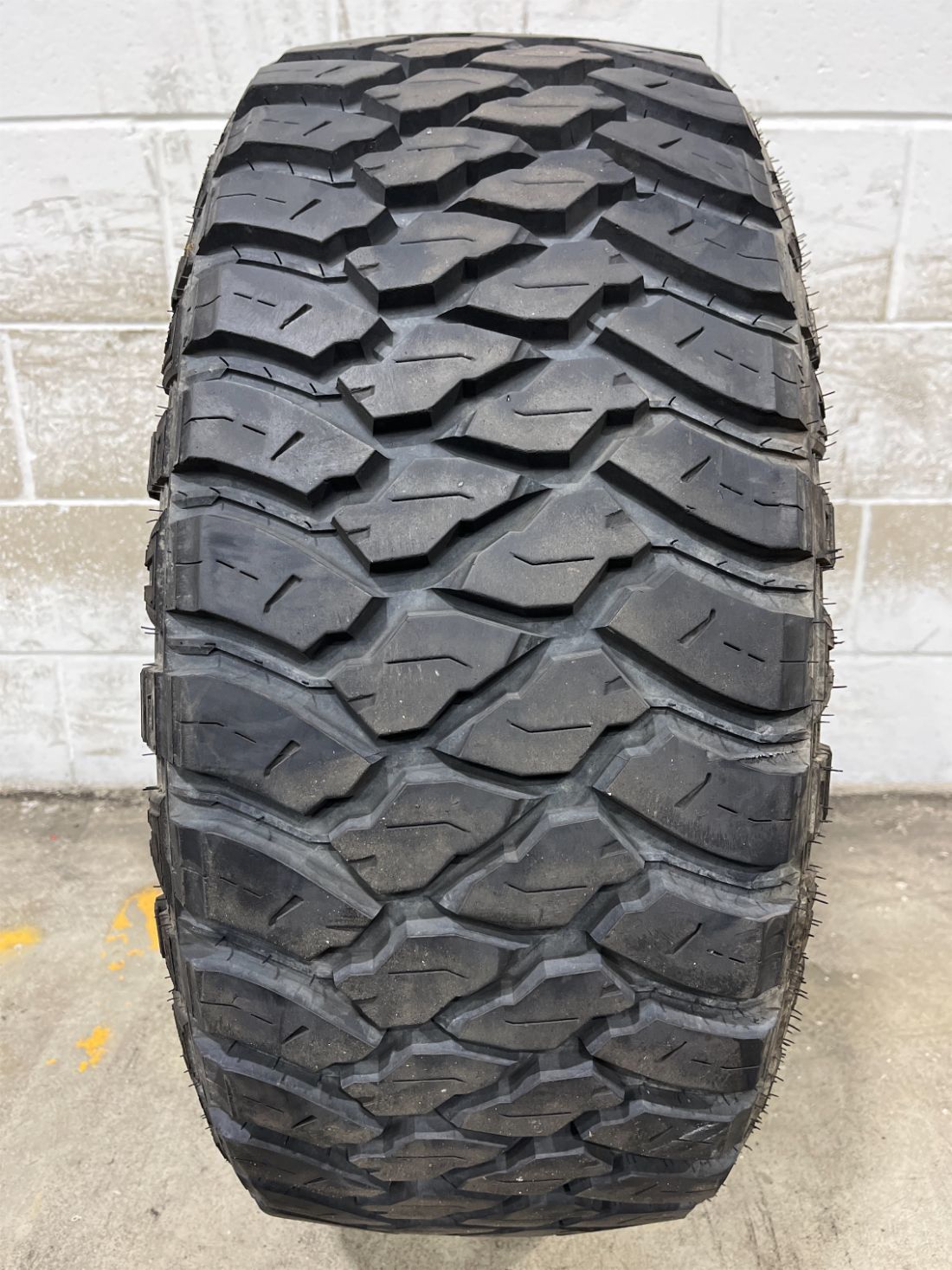 1x LT275/55R20 Atlander Rover Claw M/T I 15/32 Used Tire | eBay