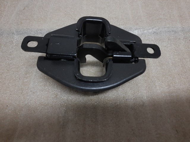 Mercedes-Benz S W221 Engine Hood Catch Lower Part A2218800060 OEM for ...