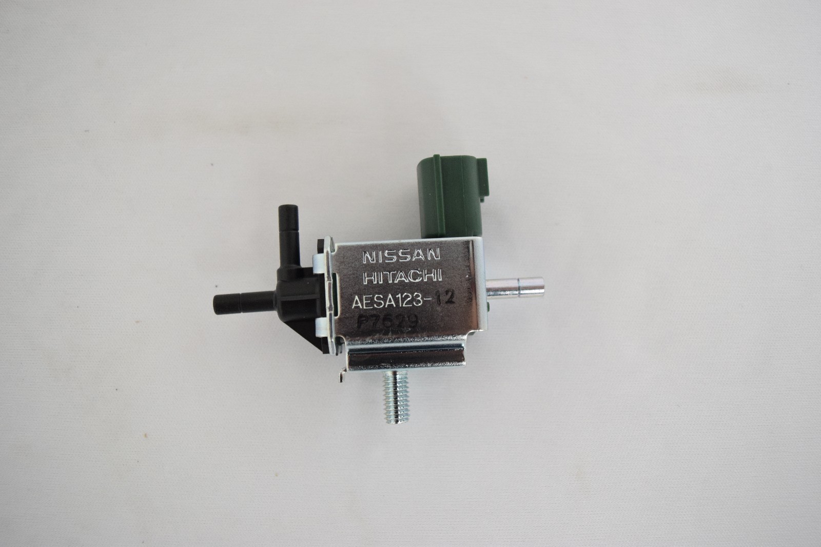 GENUINE NISSAN PATHFINDER QX4 ALTIMA SOLENOID VALVE 14956-1P10A OEM | eBay