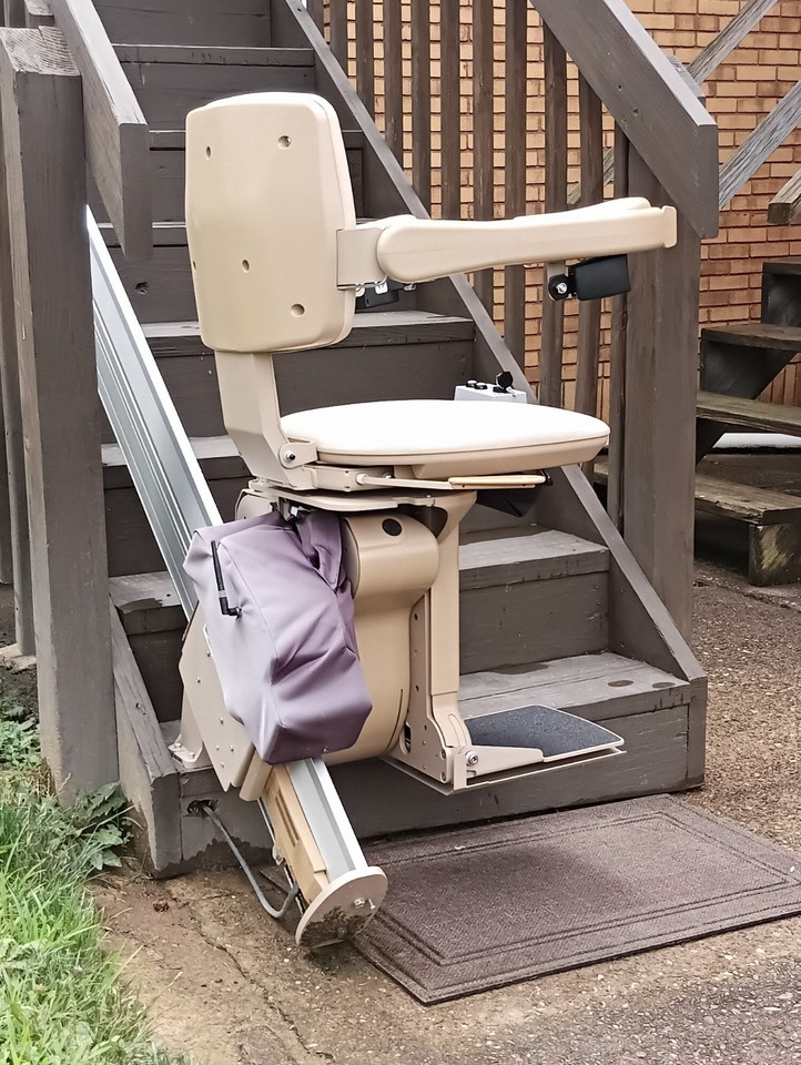 Bruno Elite Straight Outdoor Stair lift, Model # 2010E, Residential And ...