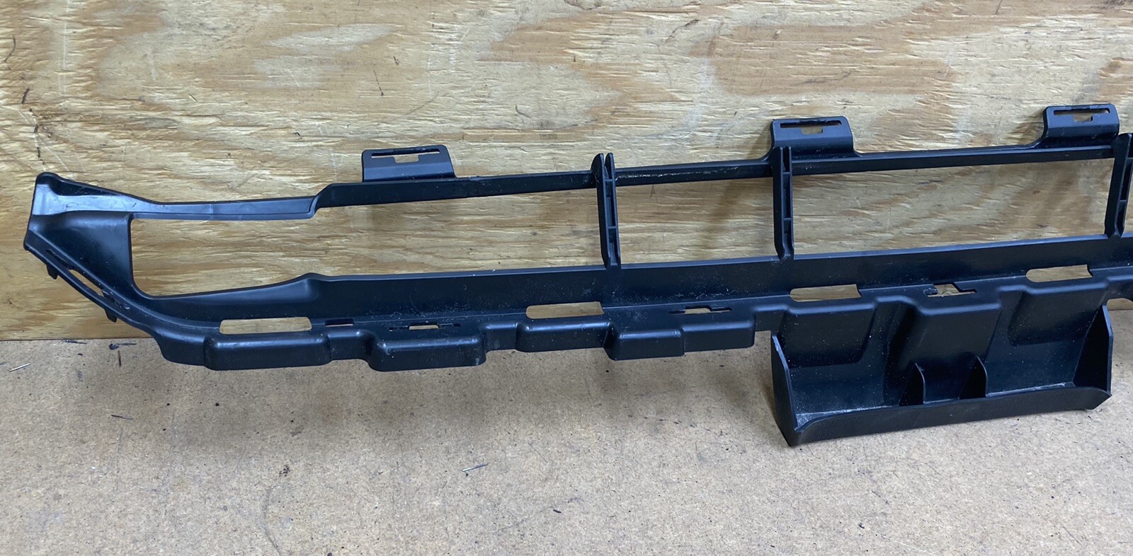 2020 MERCEDES GLC X253 FRONT BUMPER LOWER MOUNT CARRIER - A2538854806 ...