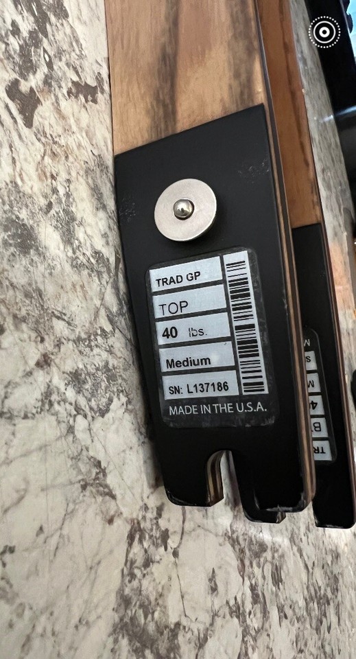 Hoyt Satori 19" Riser RH Hoyt Satori medium limbs 40lbs New In Open Box ...