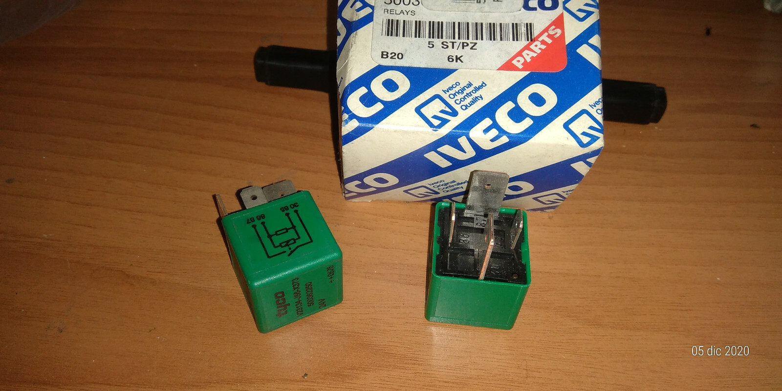 500362250 RELE' 24V 50A EUROCARGO / RELAY ORIGINALE | eBay