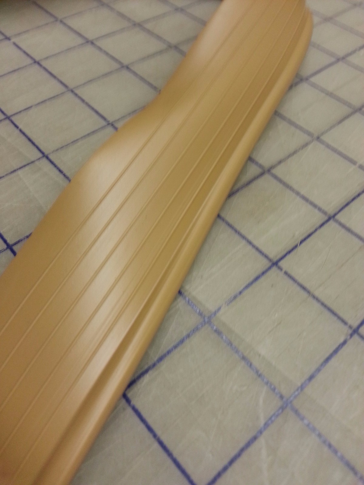 Fender Welt Tan Rubber Fender to Body Welting Solid Bead | Sold by the Foot