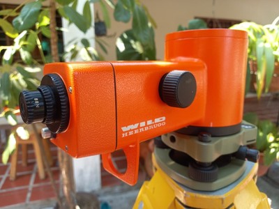 Levels & Surveying Equipment - Wild Leica