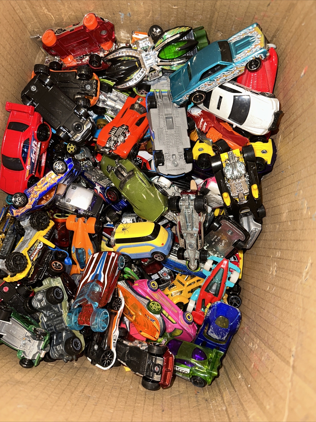 Diecast Vehicle Random Loose Lot of 50 Cars - Matchbox Hot Wheels ...