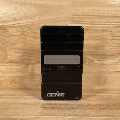 Genie GT90-1 Black 1-Button Garage Door Opener Remote With Visor Clip ...