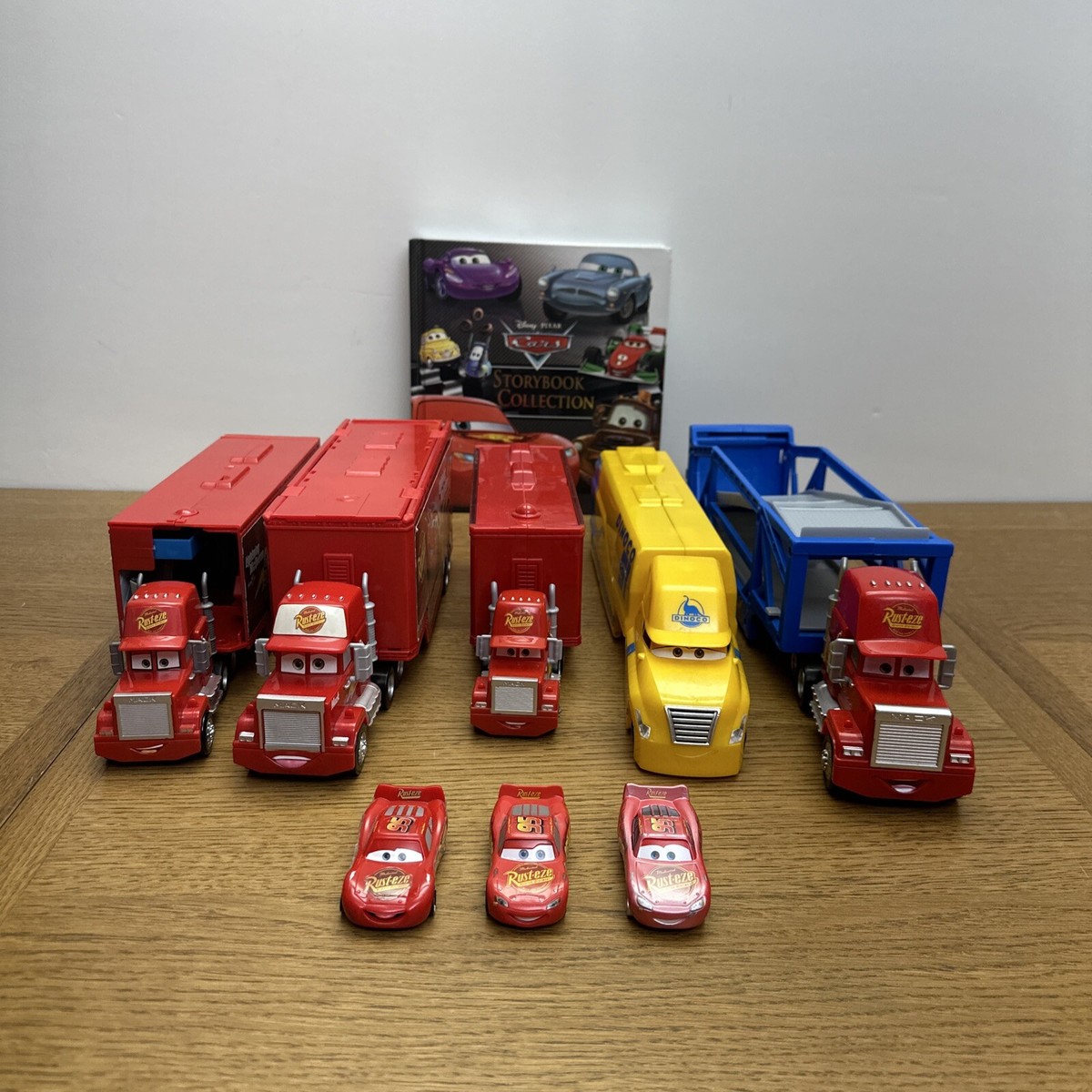 Mack Lightning Mcqueen Dinoco