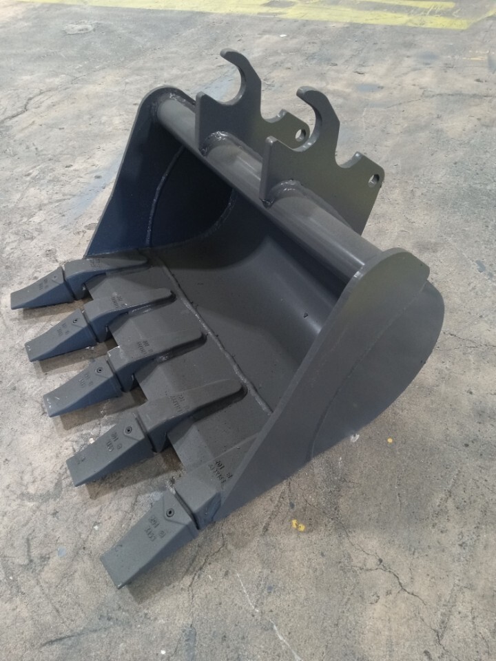 New 24 Inch Excavator Bucket Fits Kubota U17 Quick Attach USA ...