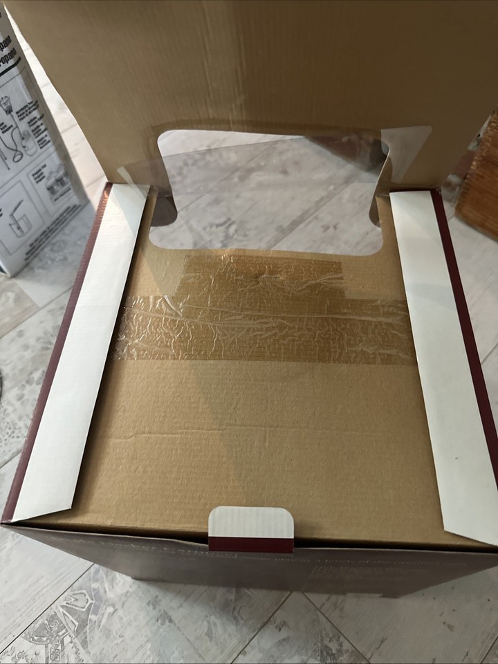 2005 Village Square/MR. CHRISTMAS Triple Decker Carousel-NOS- Unopened ...