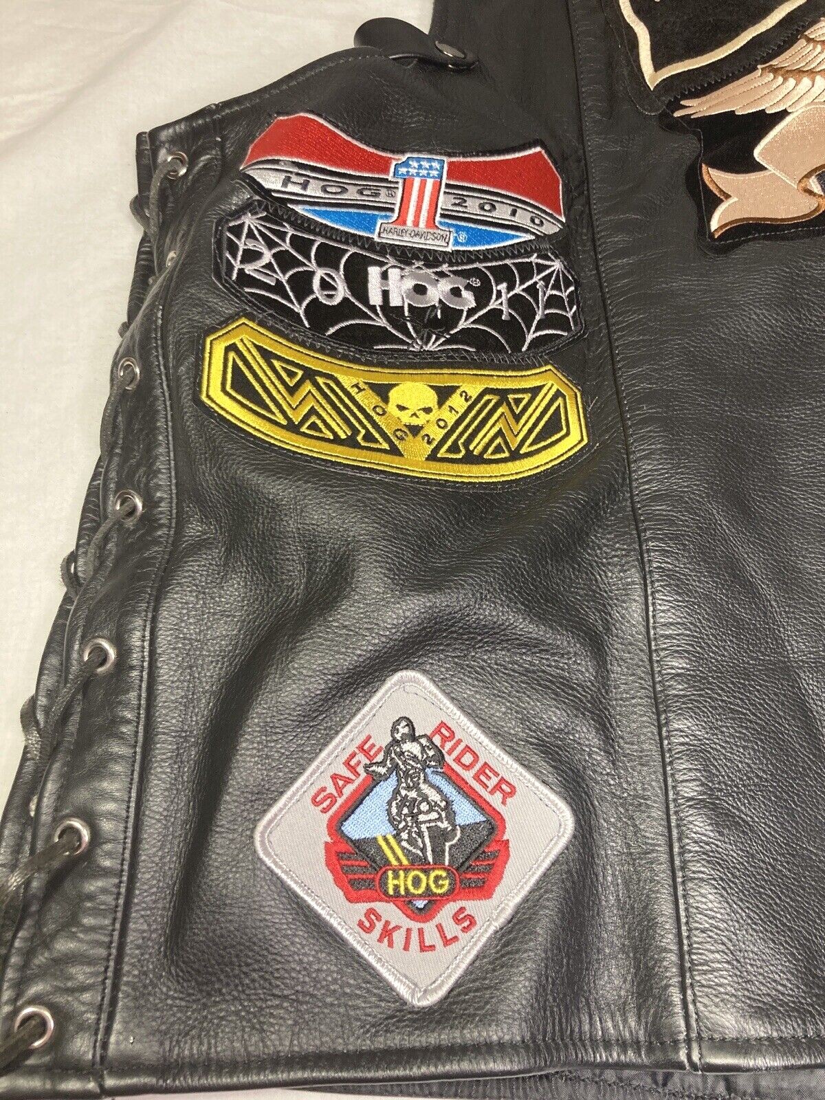 Harley Davidson HOG Patches Biker’s Club Leather Vest… - Gem