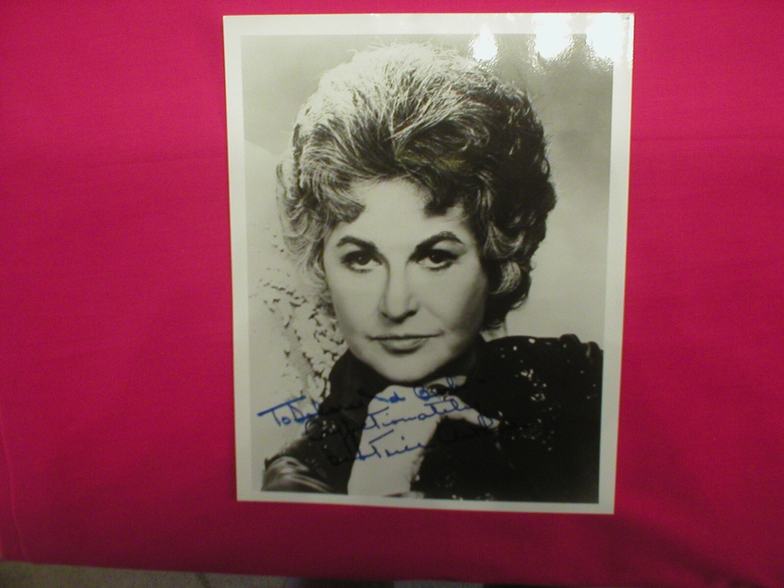 VINTAGE SIGNED BEATRICE "BEA" ARTHUR 8X10. SIGNED & PERSONALIZED, EXC ...