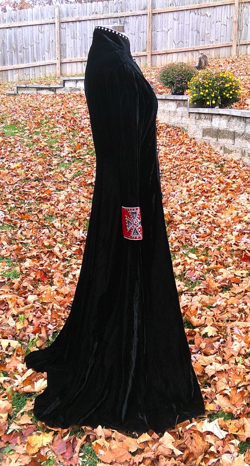 Double D Ranch Black Crushed Velvet Maltese Cross Duster M EUC Runs ...