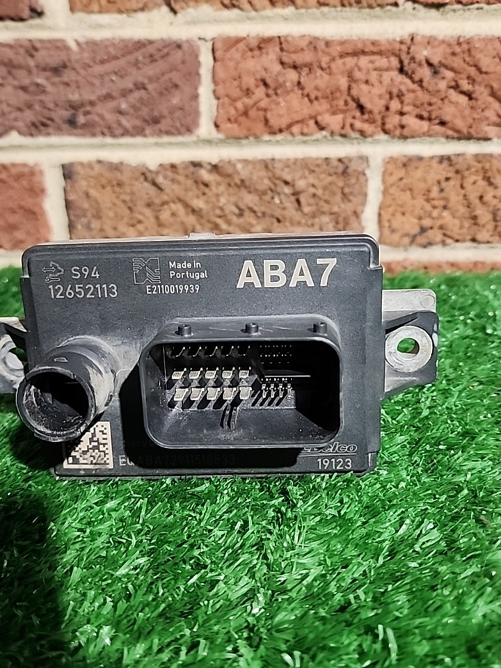 GM SILVERADO SIERRA DURAMAX DIESEL GLOW PLUG CONTROLLER MODULE 12652113 ...