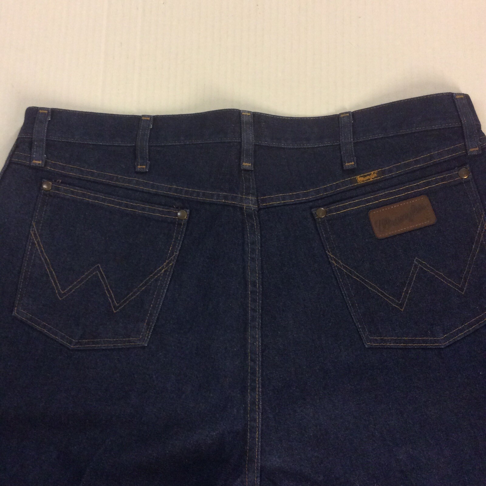 40 x 34 (40- x 35.5) Wrangler 47MWZPW Men’s Jeans ~ Creased & Starched ...