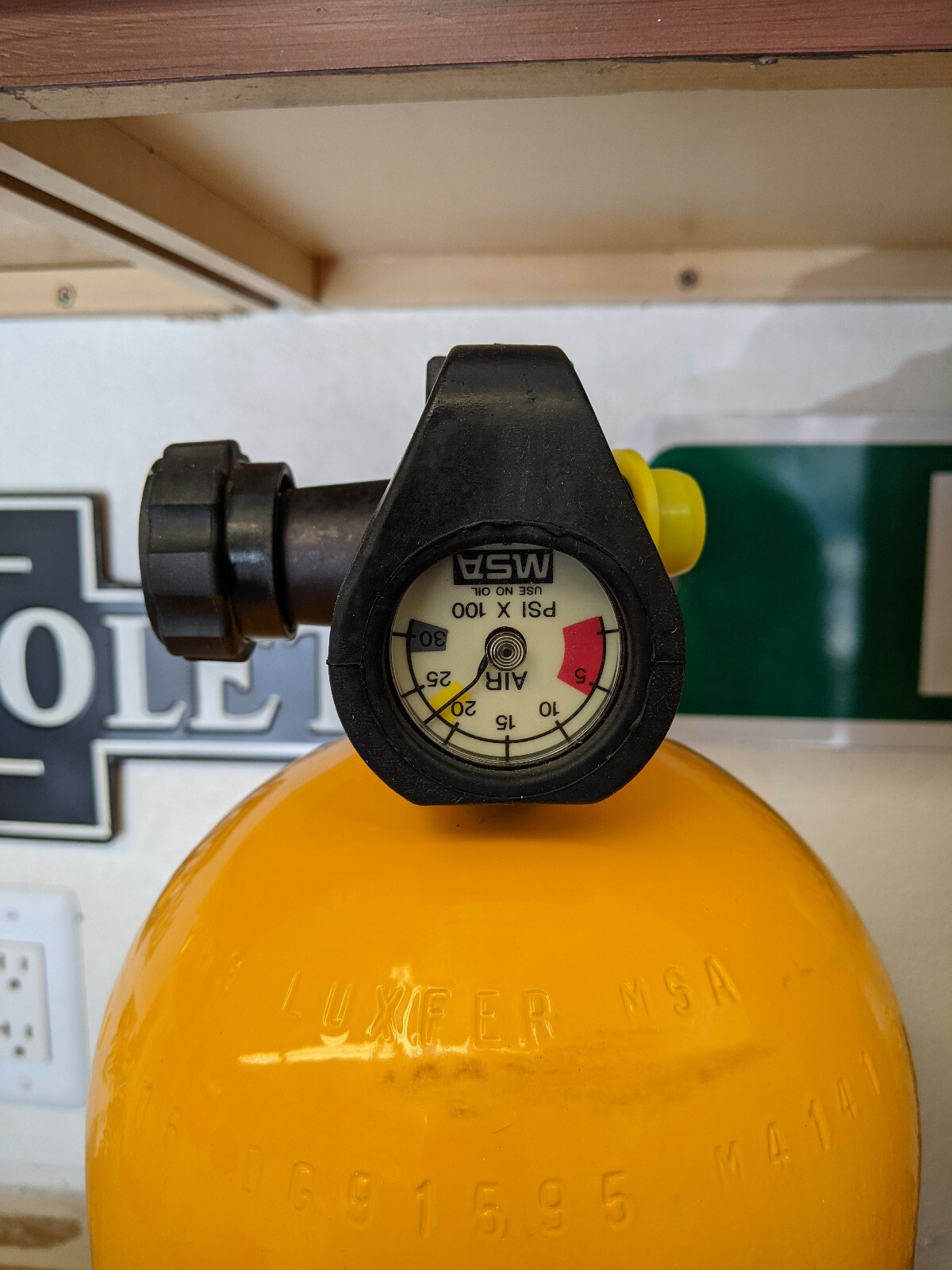 MSA Cylinder 5-978-1 Compressed Breathing Air Tank 45 SCF 2216 PSI SCBA ...