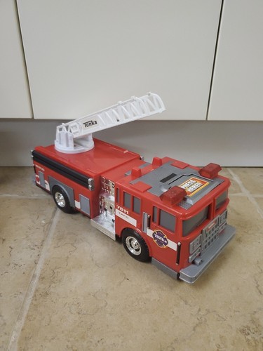 Tonka Fire Truck 7811 TKFD Rescue Ladder Engine Toy 2010 Hasbro Funrise ...