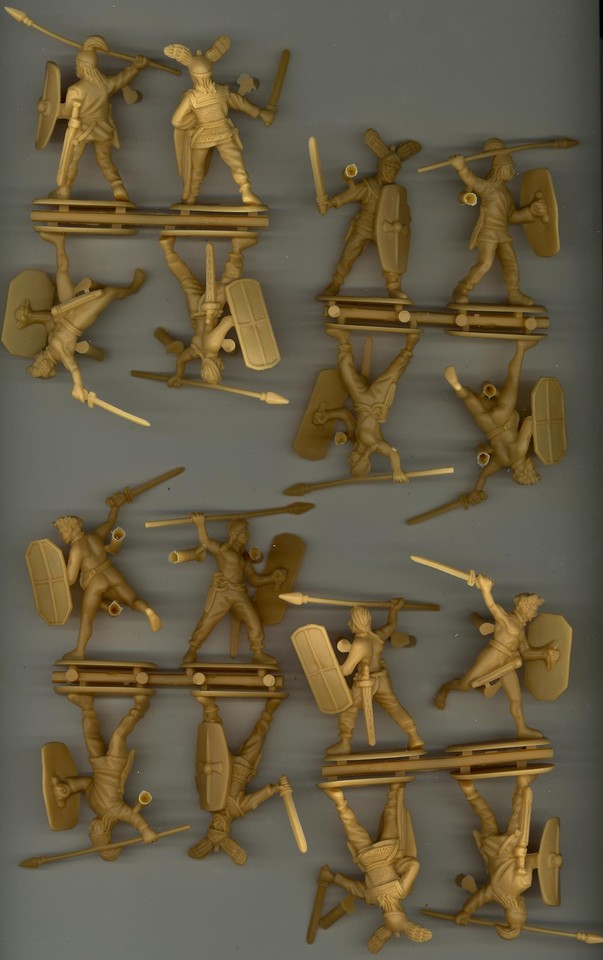 HaT Miniatures 1/32 GALLIC WARBAND Figure Set | eBay