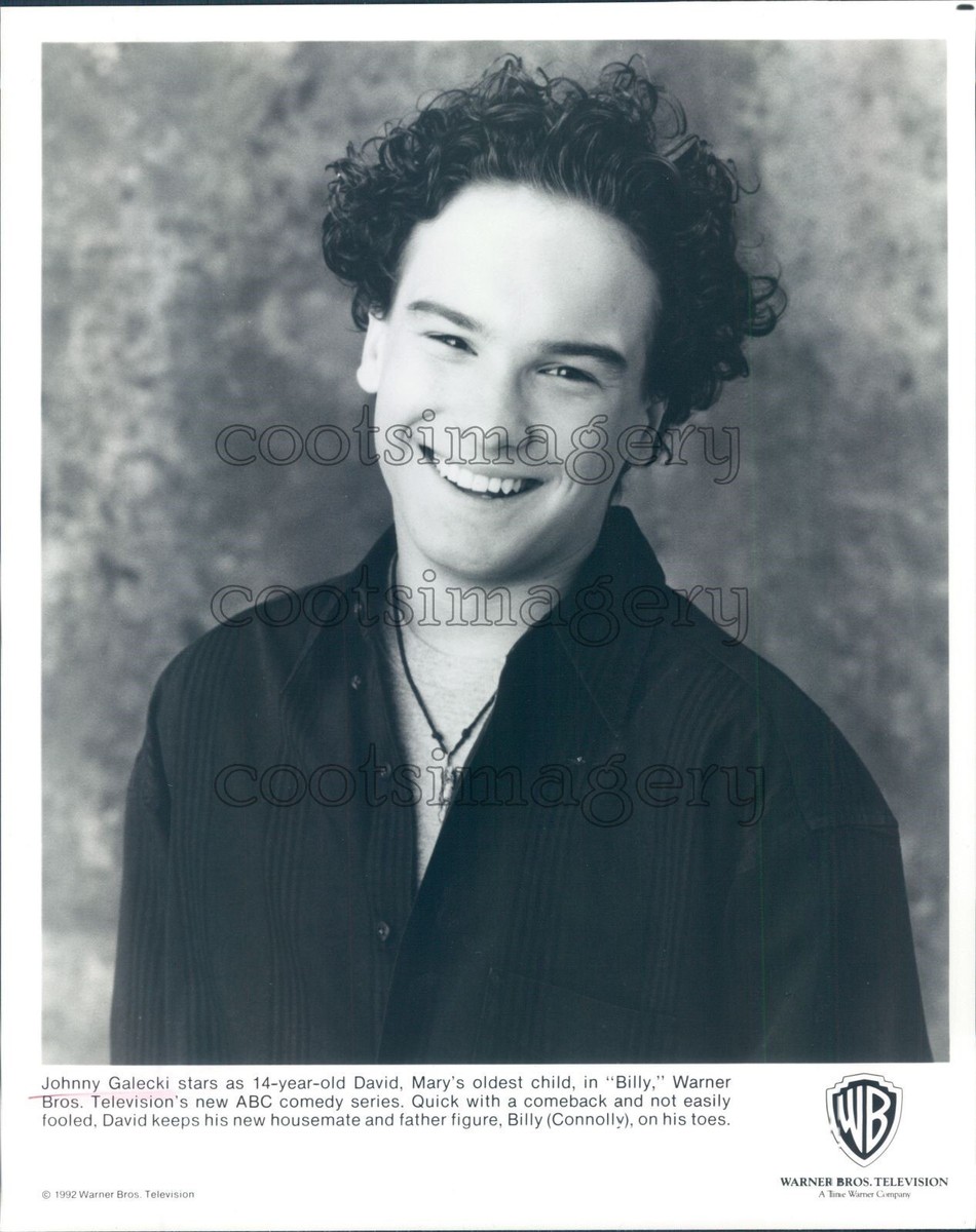Johnny Galecki Young Johnny Galecki Had A Gross On Set Habit During