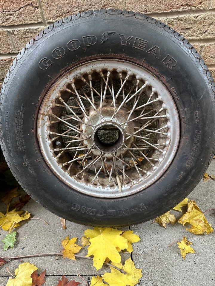 Set of 4 Sunbeam Alpine, Sprite, Midget 13 inch wire wheels ex ...