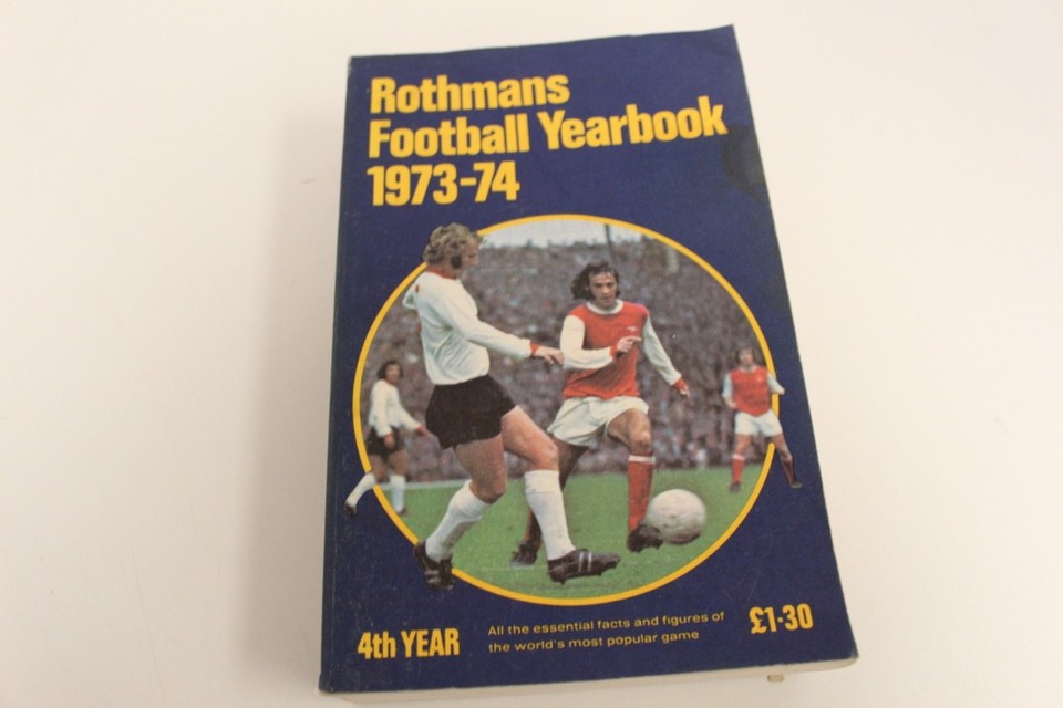 7 Rothmans Football Yearbook Collectable Vintage Books SEE IMAGES - P38 ...