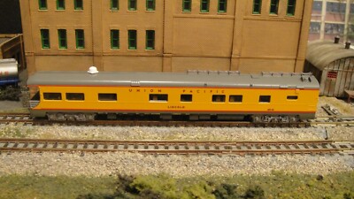 N scale Kato Union Pacific "Lincoln" UPP 101 Excursion Business ...
