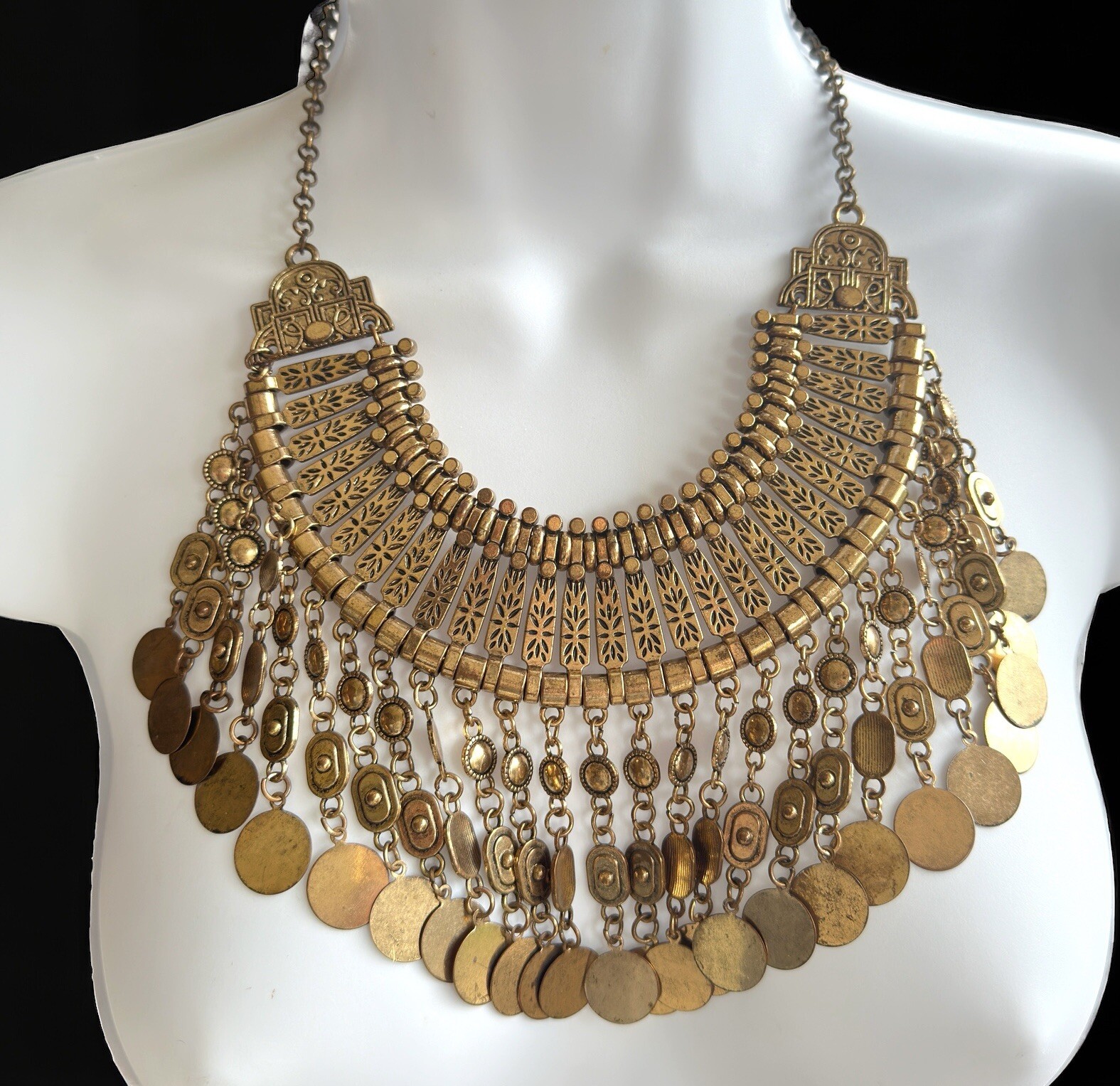 Vintage Aldo Egyptian Revival Cleopatra Brass Tone Bi… - Gem