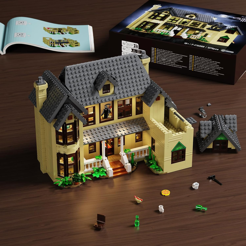 Horror House Building Block Set, Scary Movie Haunted House Model ...