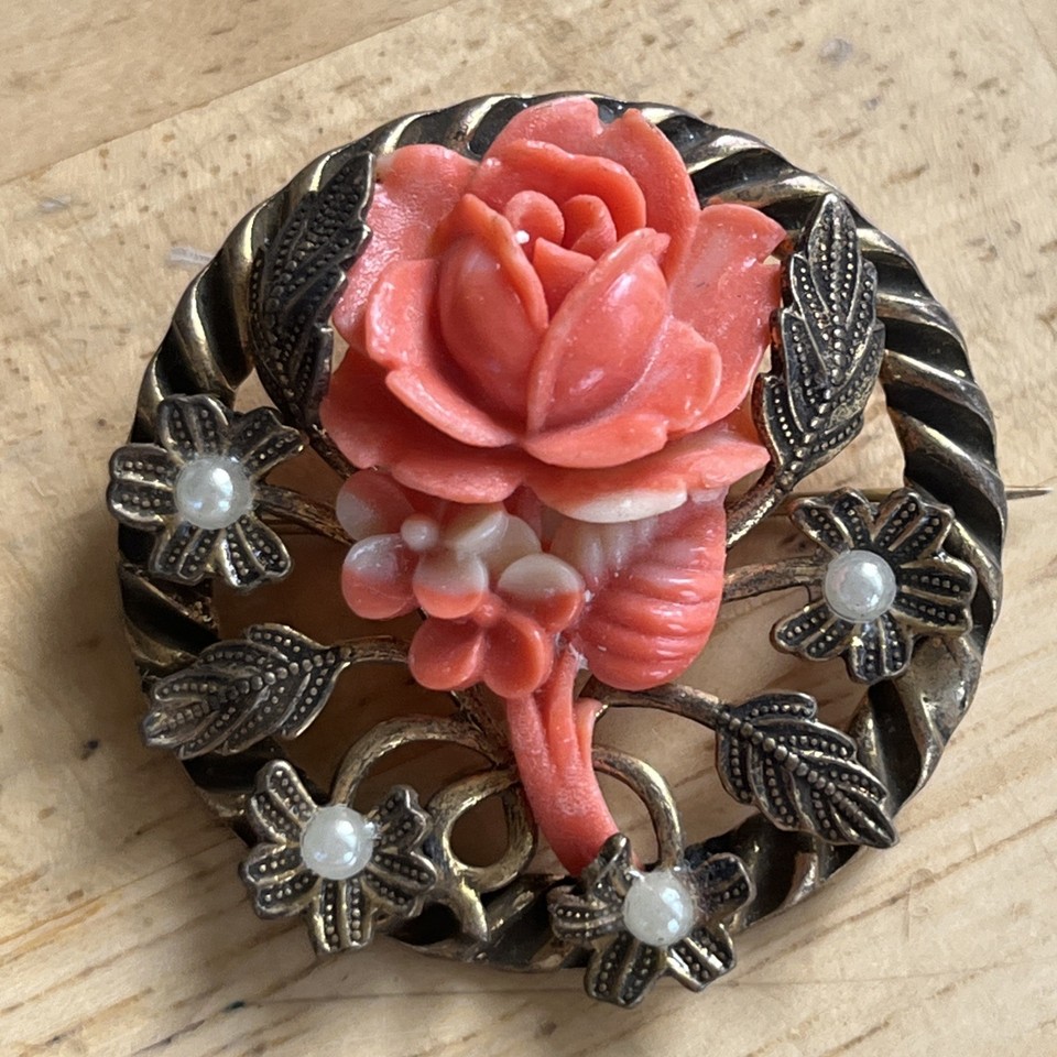 Vtg gold tone Coral Color Rose flower FAUX PEARL Brooch Pin, Japan ...