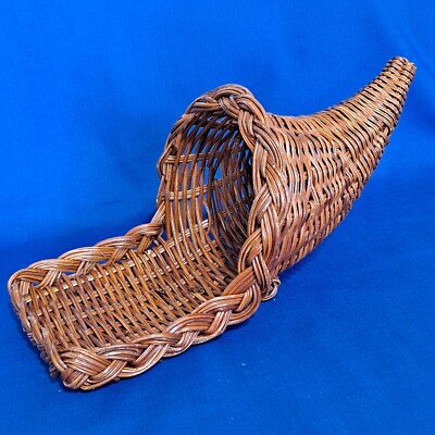 Vintage WICKER CORNUCOPIA BASKET Horn of Plenty Decoration Woven ...